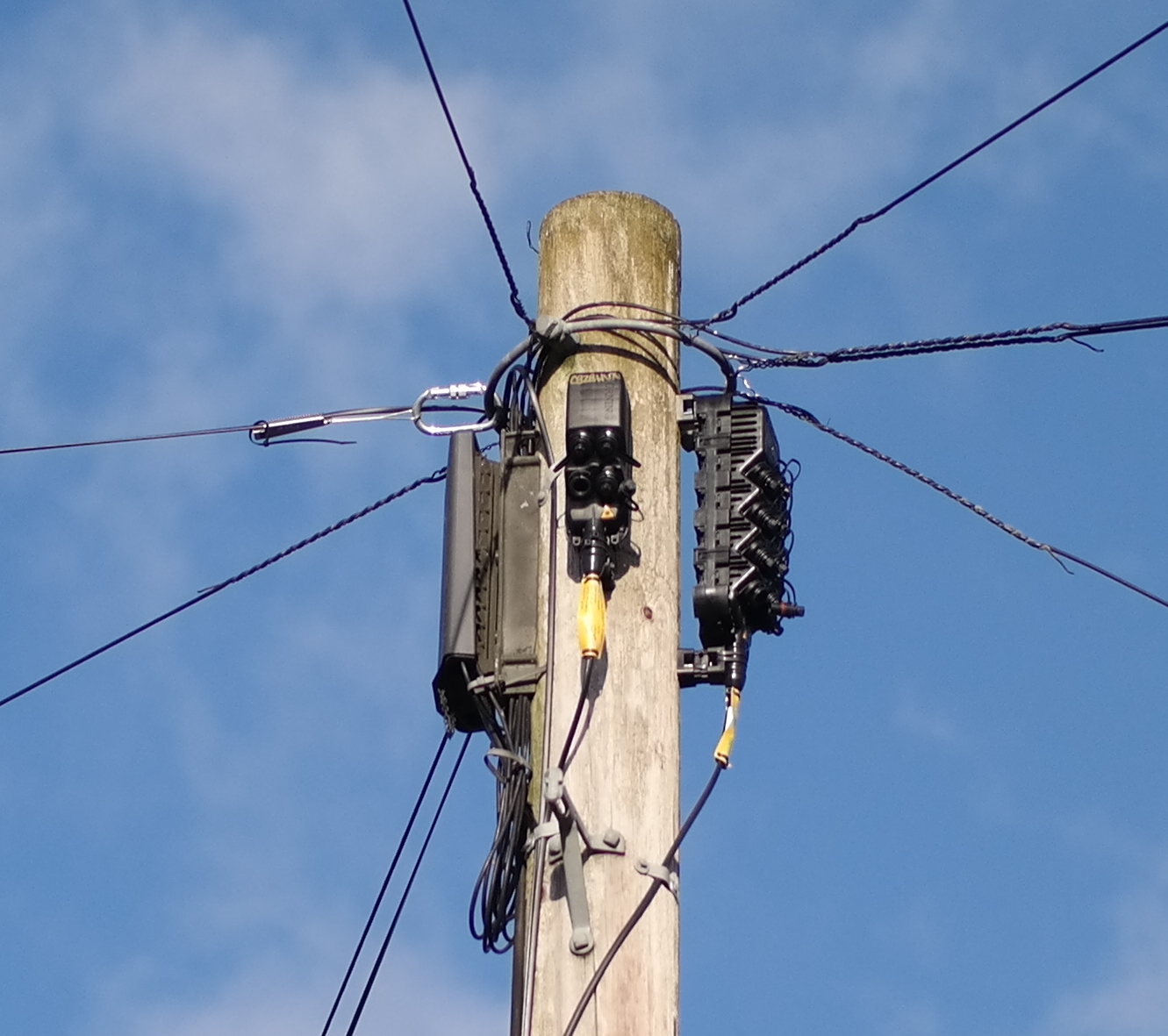 Existing overhead fibre, can I connect? | ISPreview UK Forum
